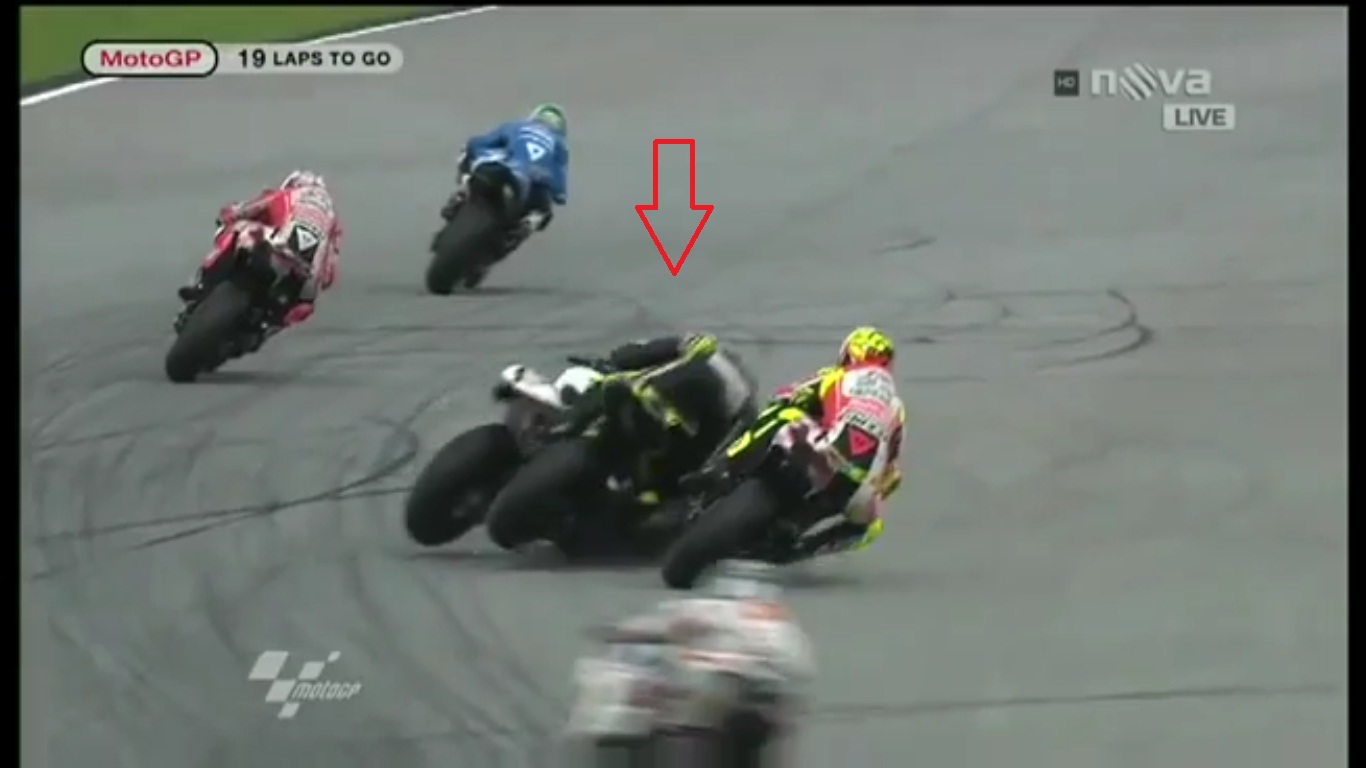 Tezar Sky Grassper: simoncelli crash rossi