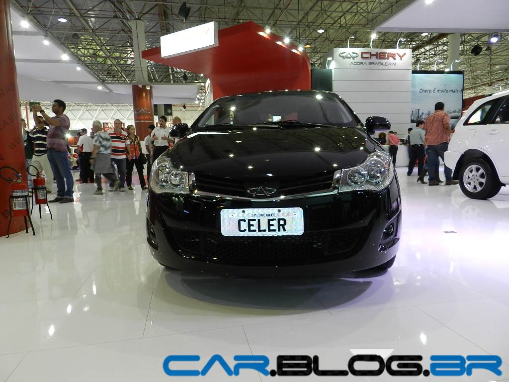Chery apresenta o Celer em versões Hatch e Sedã