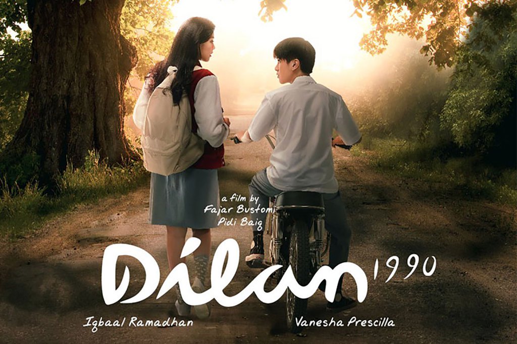 [MOVIE REVIEW] DILAN 1990: “Tatapan dan Gombalan-Gombalan Cerdas Nan Puitis yang Berhasil ...