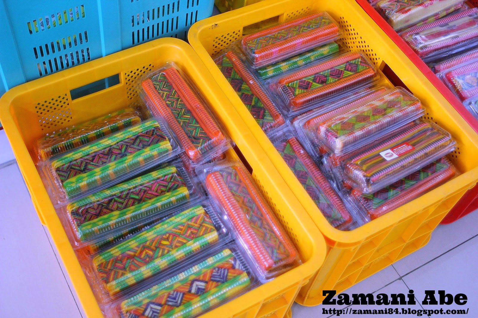 Zamani 84: Kek Lapis Durian Dan Kek Lapis Batik Di Asma Cake House