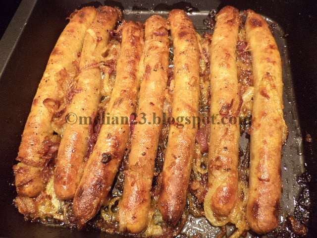 Retete Melias: Carnati chipolata lipiciosi / Sticky chipolata sausages