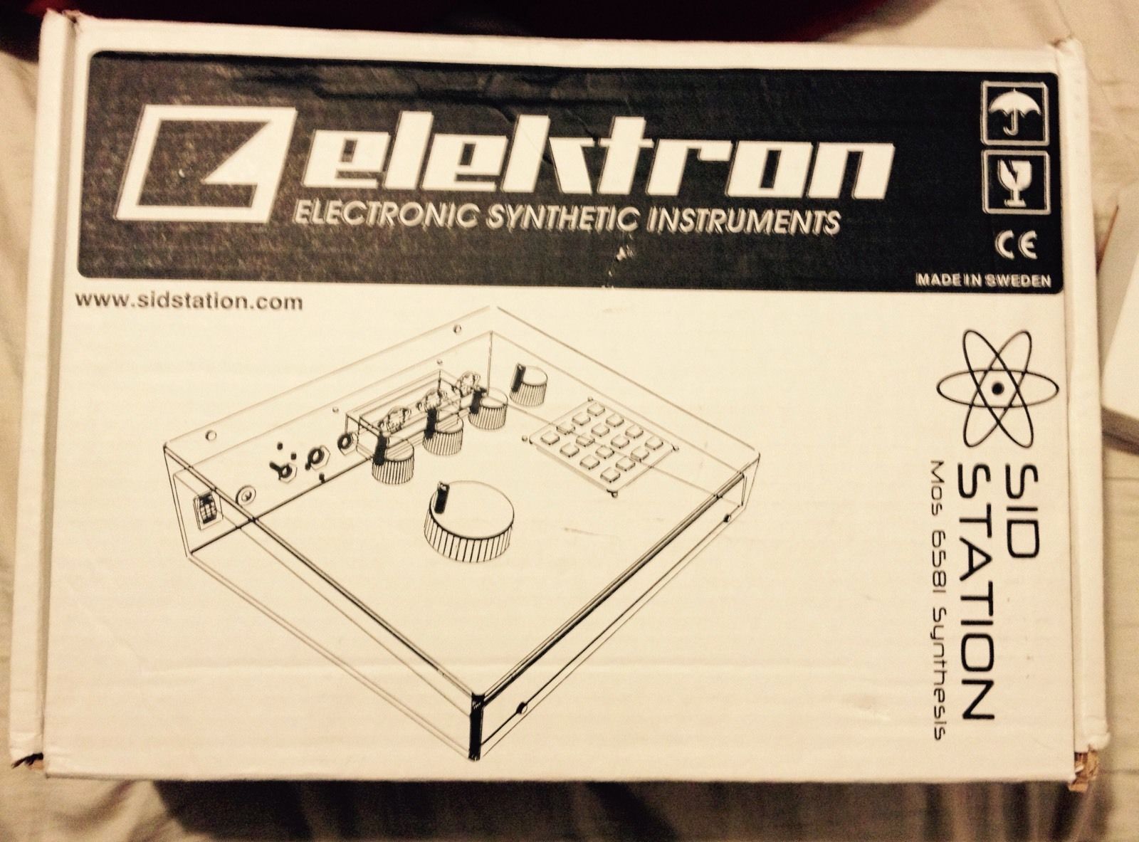 MATRIXSYNTH: Elektron Sid Station Mos 6581 with Original Box