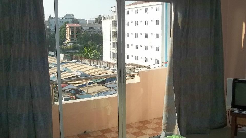 BACIONE BAR ROOM FOR RENT PATTAYA THAILANDIA: Bacione Bar Room For Rent