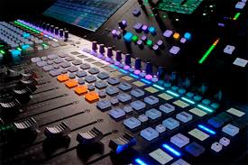 AUDIO SYSTEM DEL ECUADOR: Consolas de audio: Digitales y Análogas