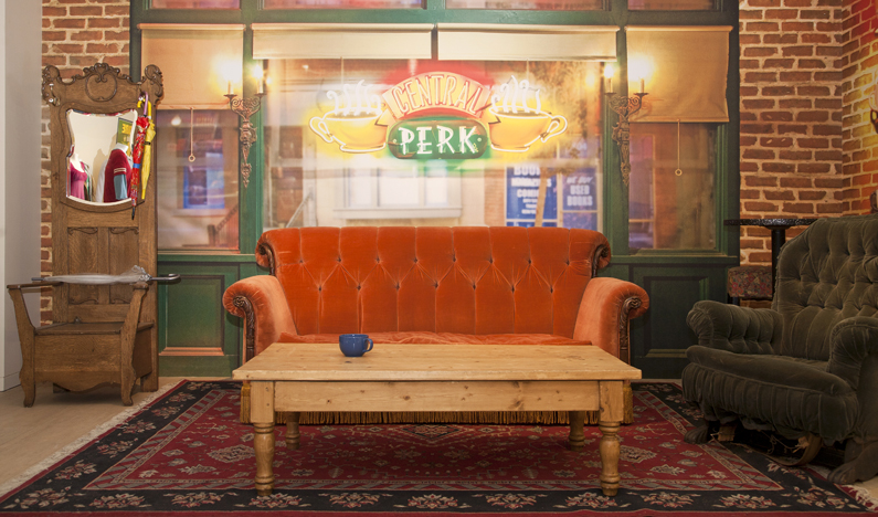 Rodeo Drive Lifestyles.com: Warner Brother's Exhibit | The Paley Center ...