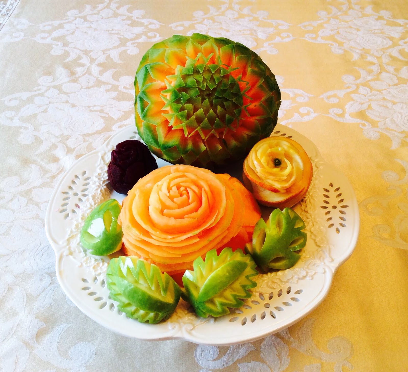 Lada's Kitchen: "The Art of Making Food Look Good"