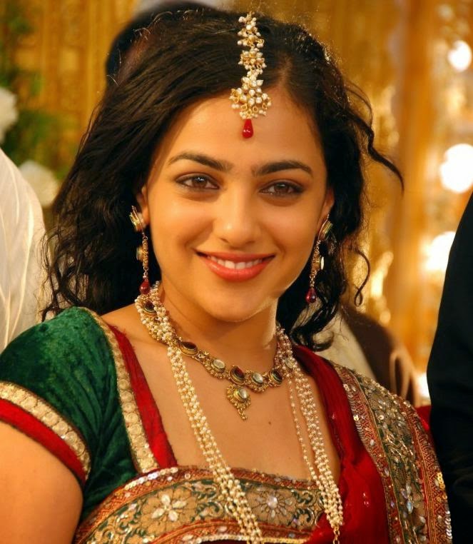 Nithya Menon Hot Images HD - IMAGES