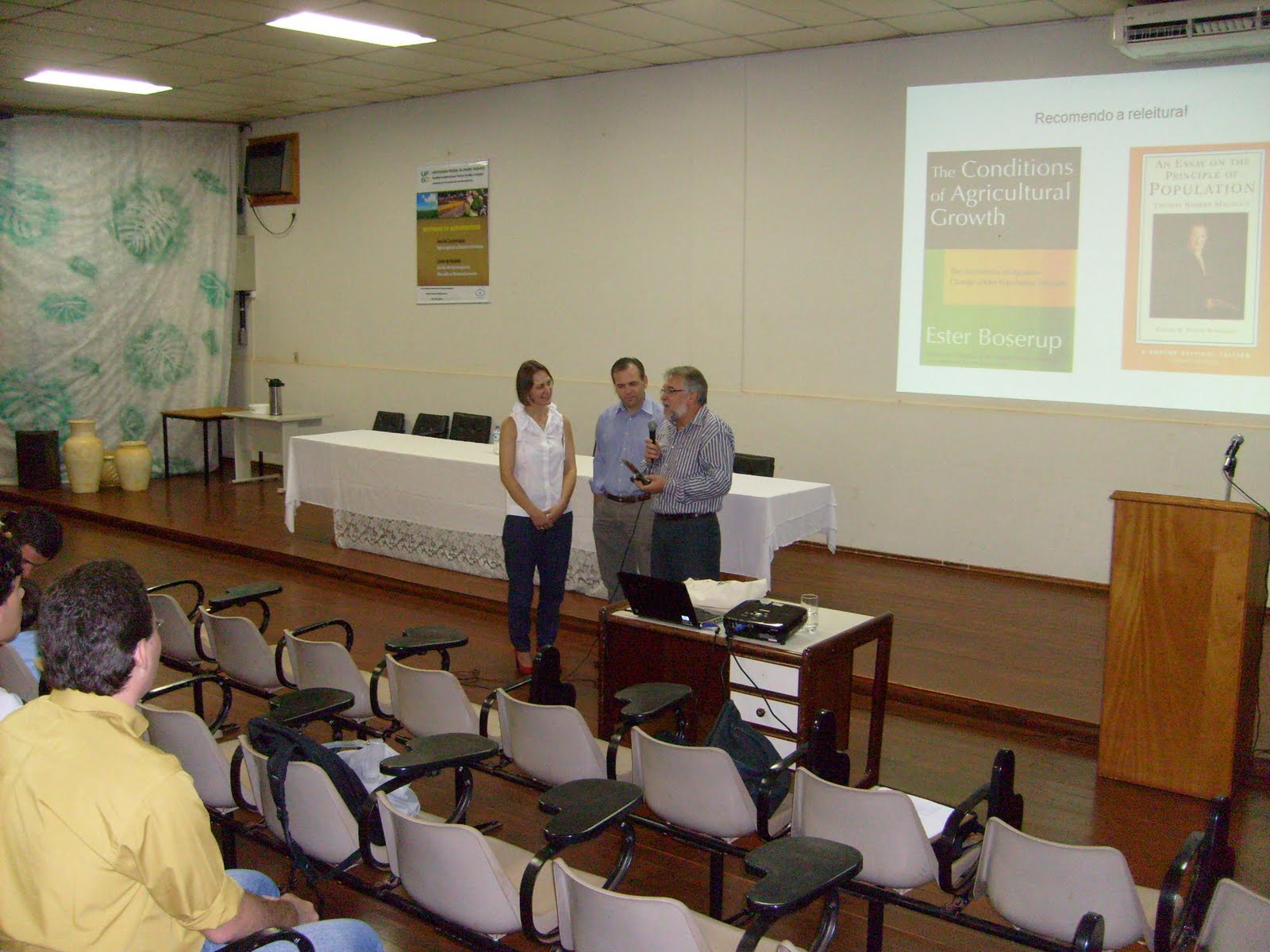 Mestrado em Agronegócios: Fotos da Aula Inaugural