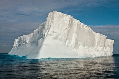 Icebergs of the World