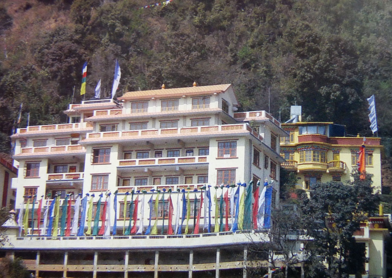 གཏོ་ཡི་བཀའ་སྒྲོམ།: BON MONASTERY IN INDIA AND NEPAL