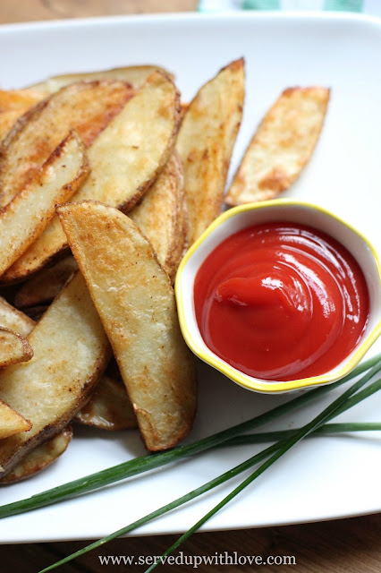 Served Up With Love: Sausage Crescent Bites at Weekend Potluck #311