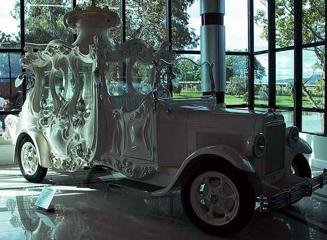 MUSCLE CAR COLLECTION : Classic Gothic Car