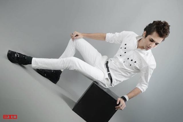 M y a n m a r H u n k s: Zin Min Aung @ Notorious In White