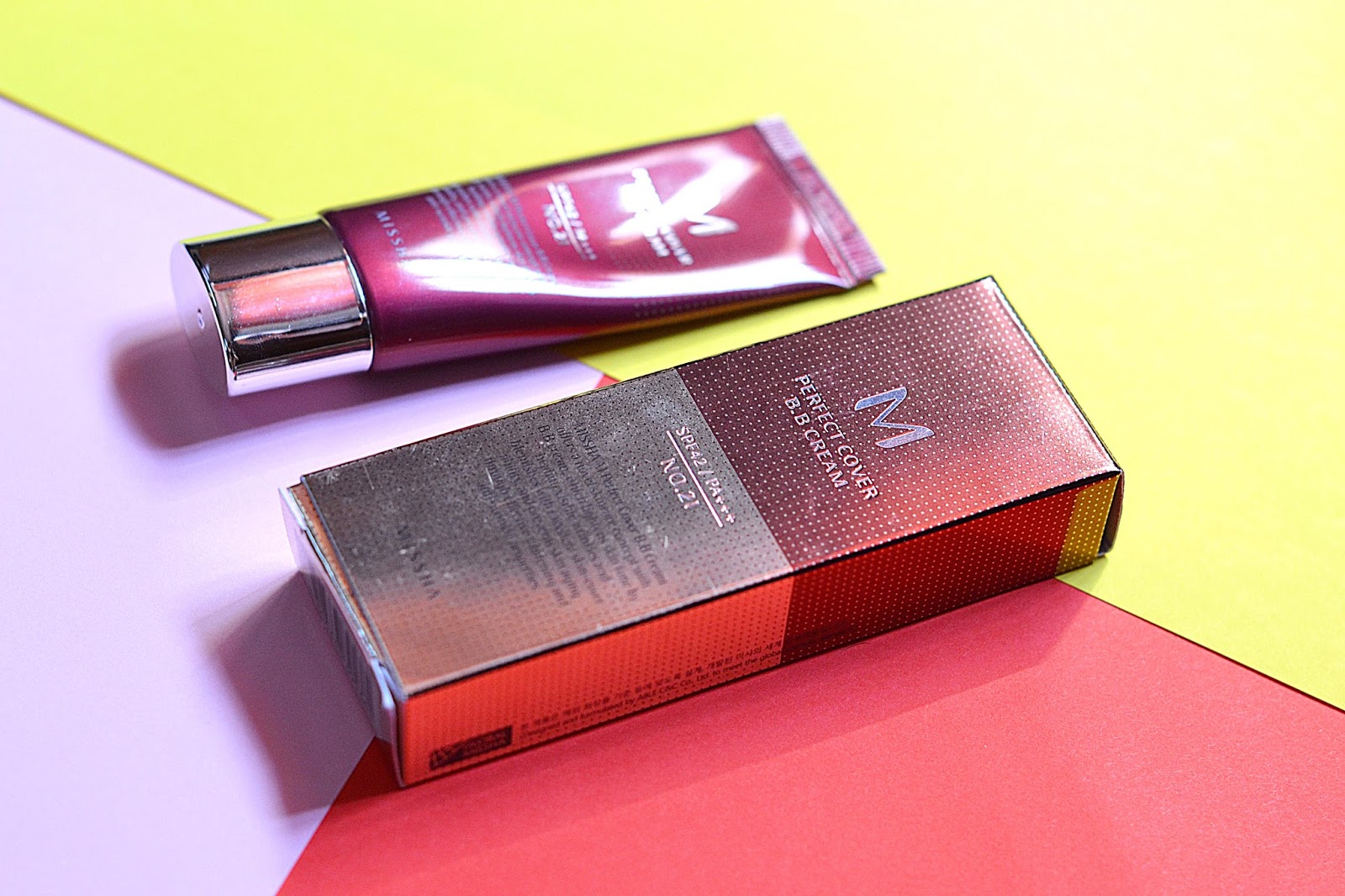 MISS Pixie - blog kosmetyczny: MISSHA Perfect Cover Krem BB #21 Light Beige