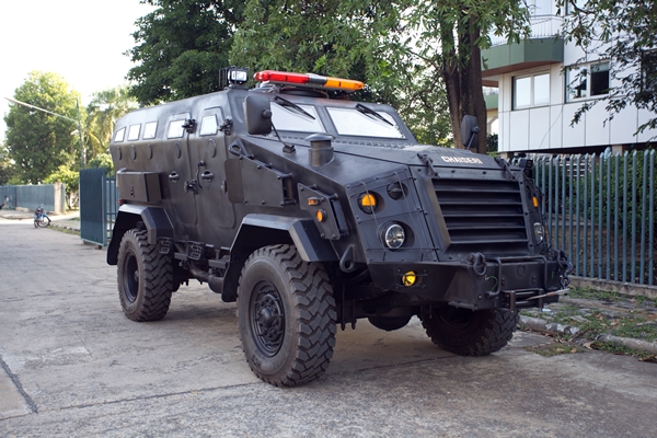 Military and Commercial Technology: First Win (AV4)/First Win II Multi ...