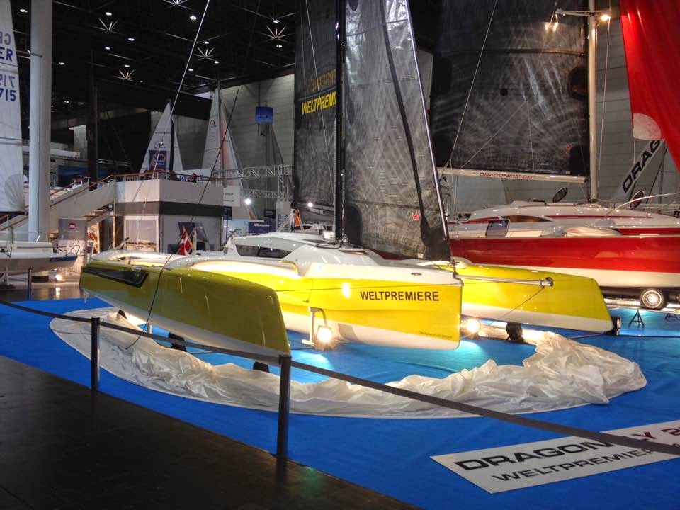 Trimaran Projects and Multihull News: Dragonfly 25 trimaran debut at ...