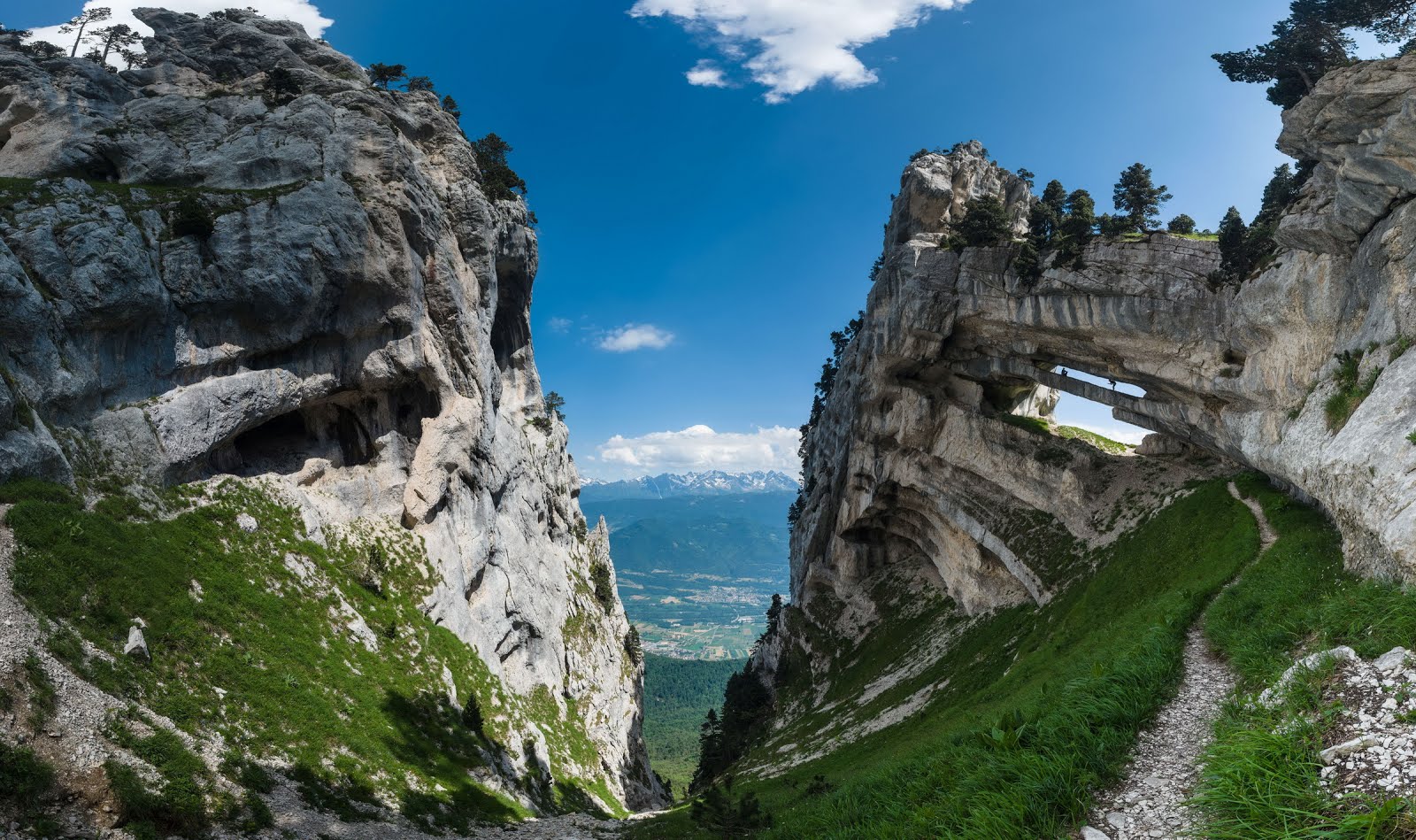 Hidden and little known places: The Tour Percée,Chartreuse Arch,French Alps