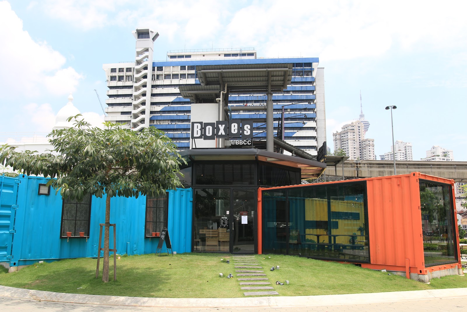 Boxes Cafe, Jalan Imbi