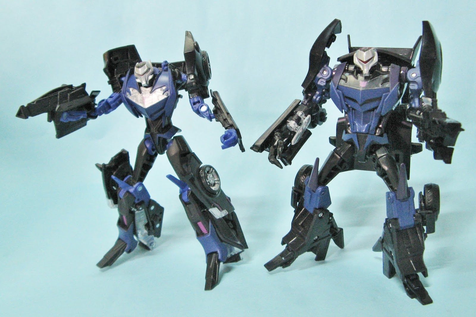 TRANSFORMERS PRIME D class VEHICON FE 變形金剛領袖之証 豪華級載具派 首版