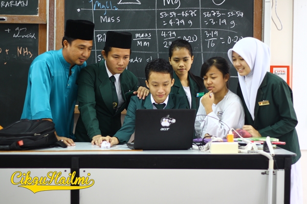 Guru Cemerlang DG48 Untuk 11 Tahun