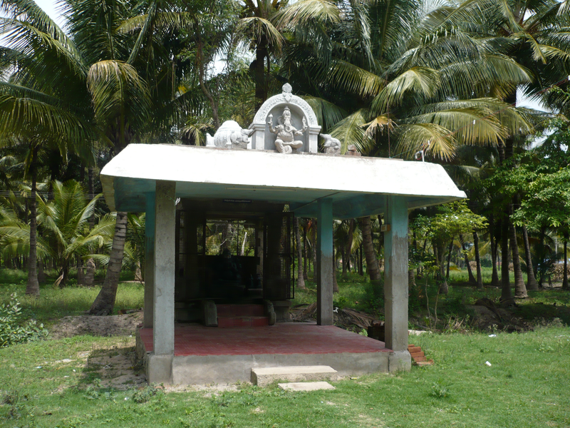 R. Prabhu's Notes: The Lost Heritage - Muttam