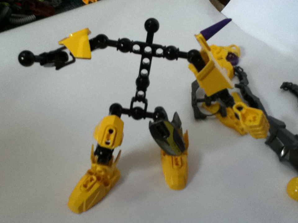 Hasif Hasif Hasif: LEGO Hero Factory Evo 2.0 Review