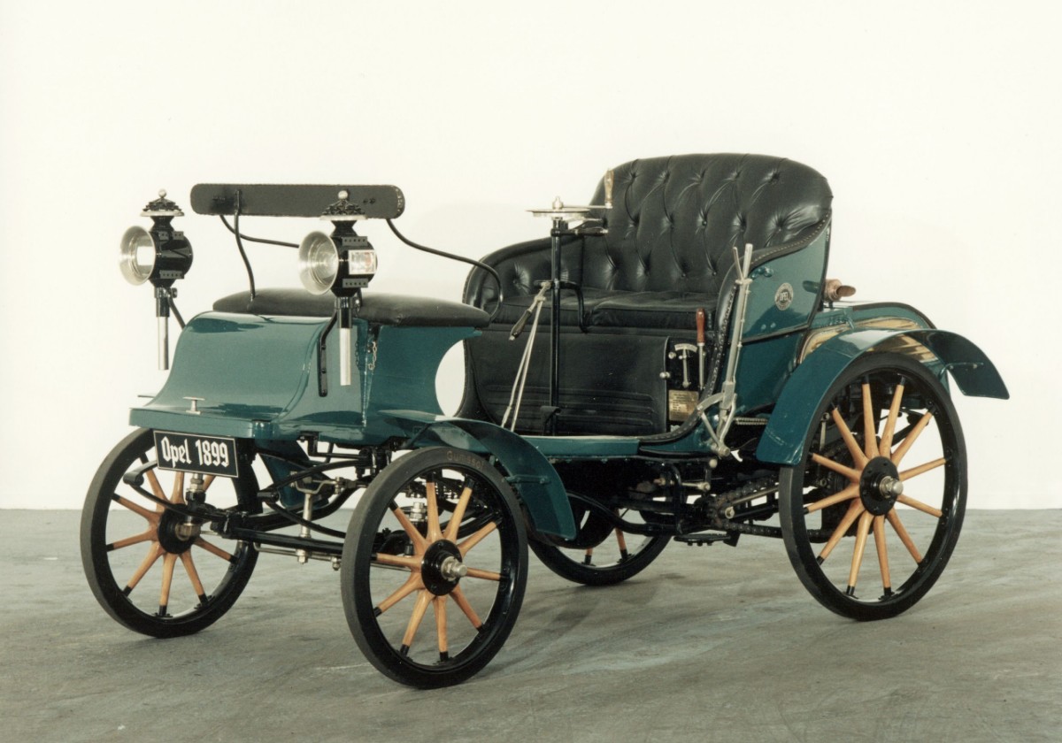 Riwal888 - Blog: Made in Germany: Opel Celebrates 120 Years of Automobiles