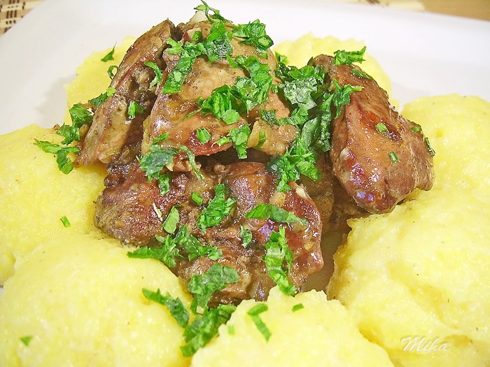 Ficatei de pui cu ceapa - Dulciuri fel de fel