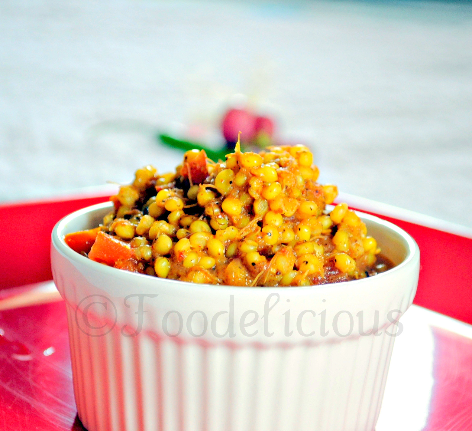 Foodelicious: Ankurit Jowar Usal..sprouted sorghum in a curry, step by step