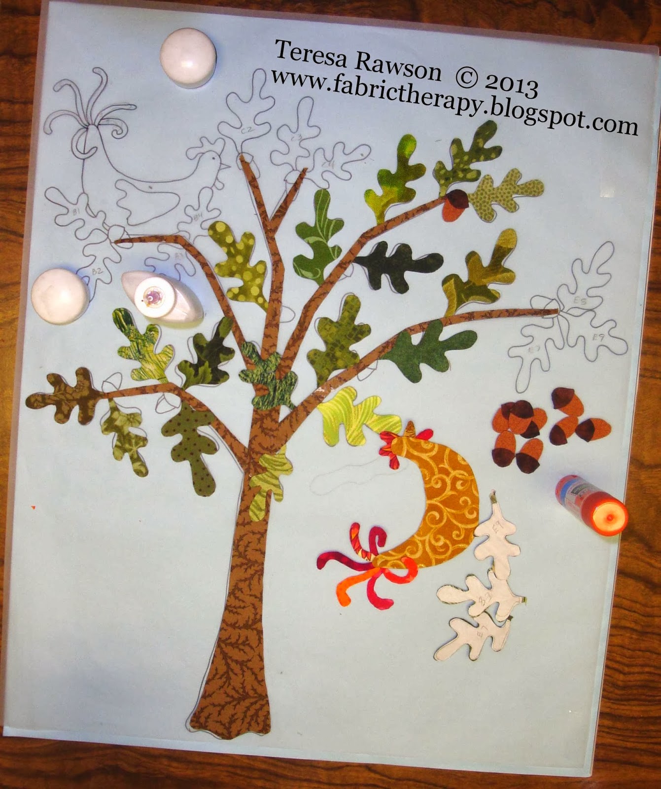 FABRIC THERAPY: The "Good Earth" Quilt - Oak Tree sneak peak...