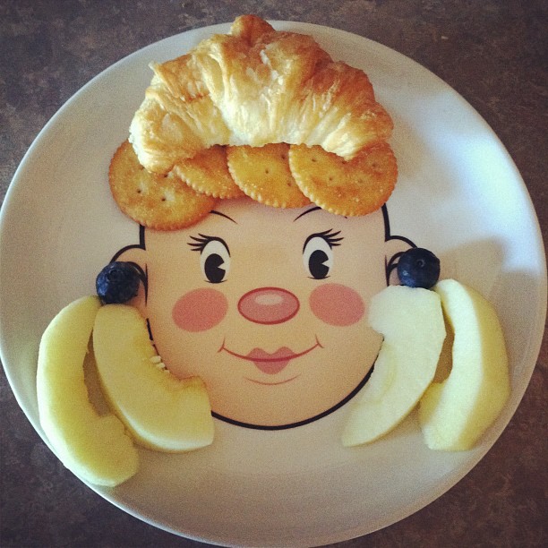 Mrs. Princess Pookie: Food Face