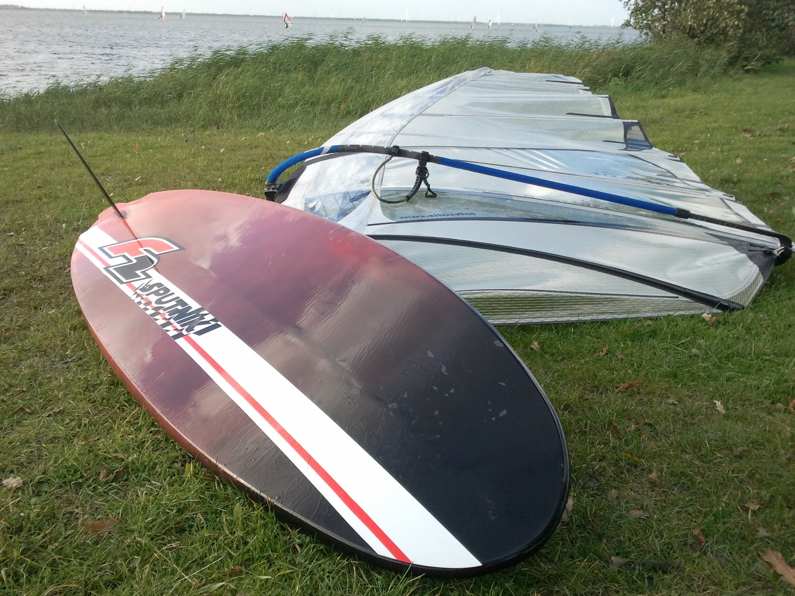 F2 Sputnik 69 (2013) - Windsurfing.nl