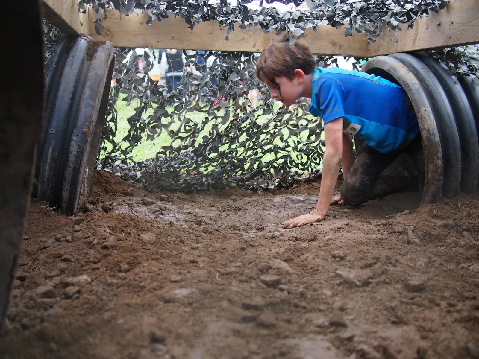 Living in London: Mud obstacle race - courir dans la boue