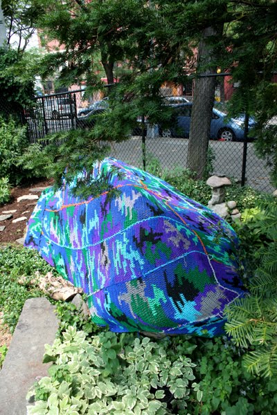 If It's Hip, It's Here (Archives): Yarn Bombing: Guerilla Knitters ...