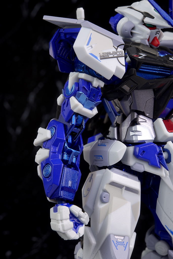 [ Review ] - Metal Build - Gundam Astray Blue Frame Full Weapon Equipped