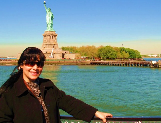 Lineth Márquez pintora panameña: Lineth Márquez exposición en Soho ...