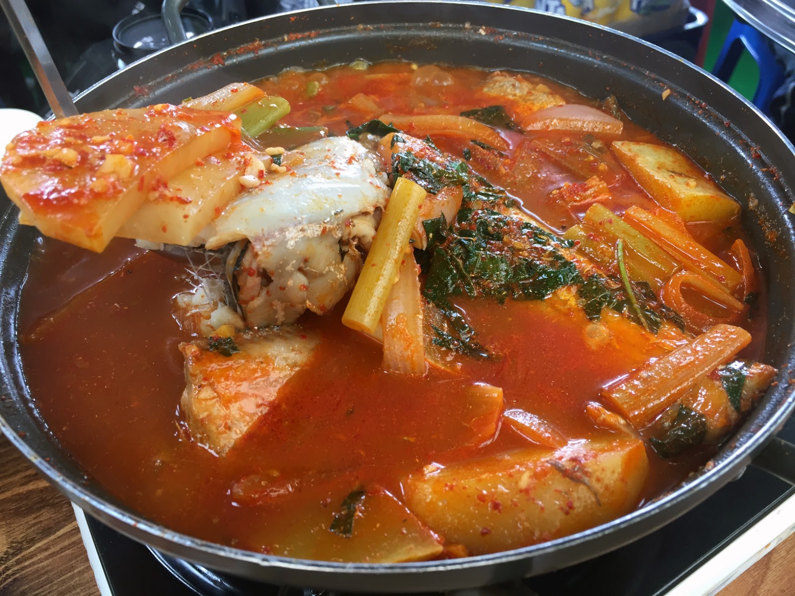 Galchi Jorim (갈치조림) 섬마을 at Yeosu fish market ~ Move Eat Play