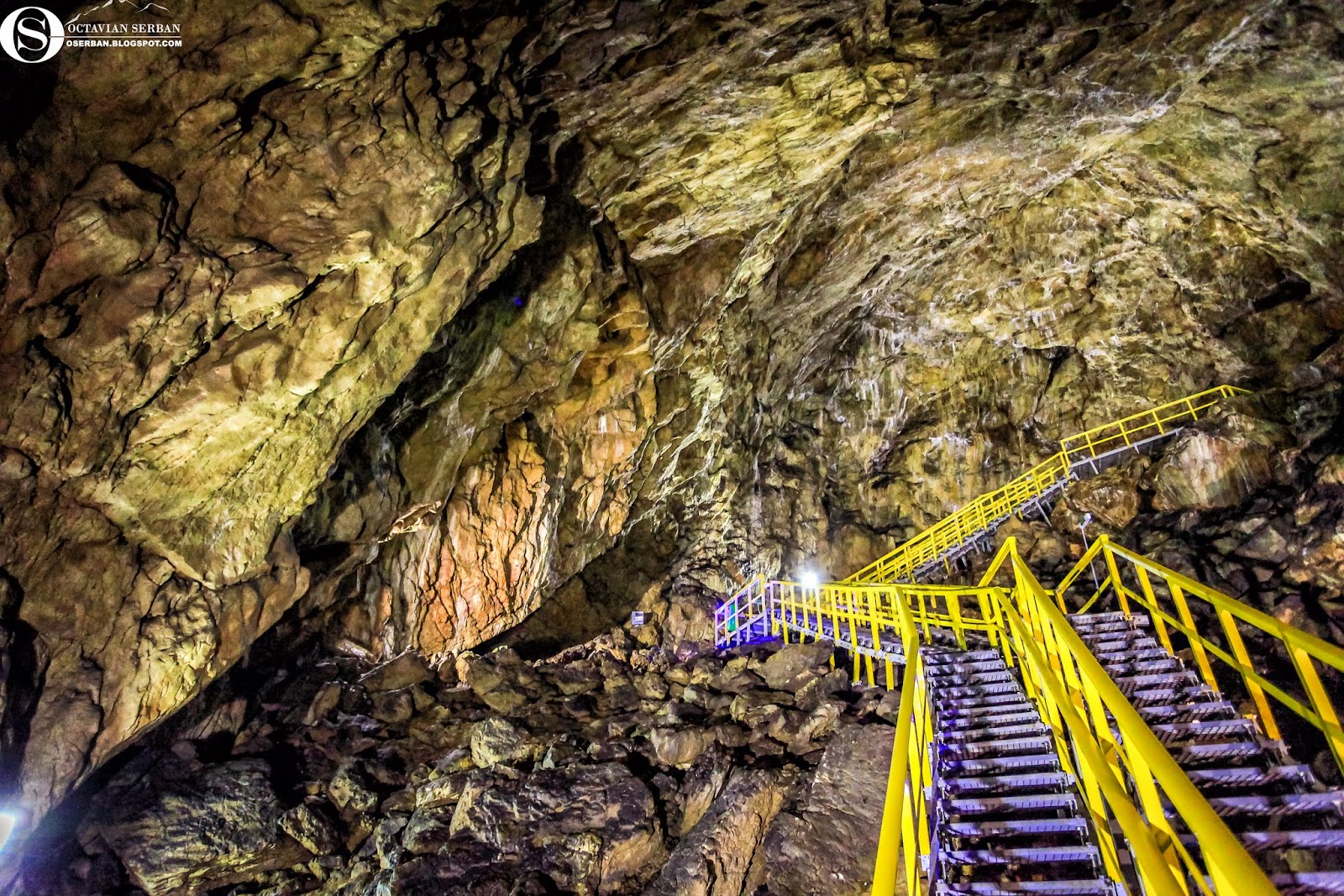 Octavian Serban: In and out to Ialomicioara Cave...