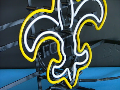 Wiki Neon Sign Blog: NFL New Orleans SAINTS Football Beer Bar Neon ...