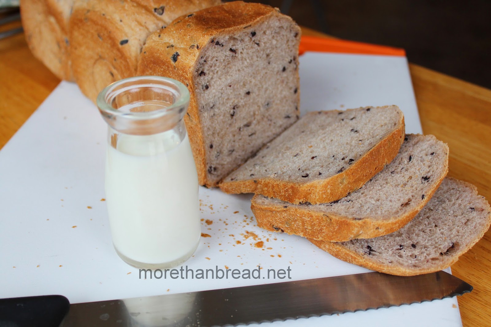 More Than Bread: Purple Rice Bread 紫米麵包