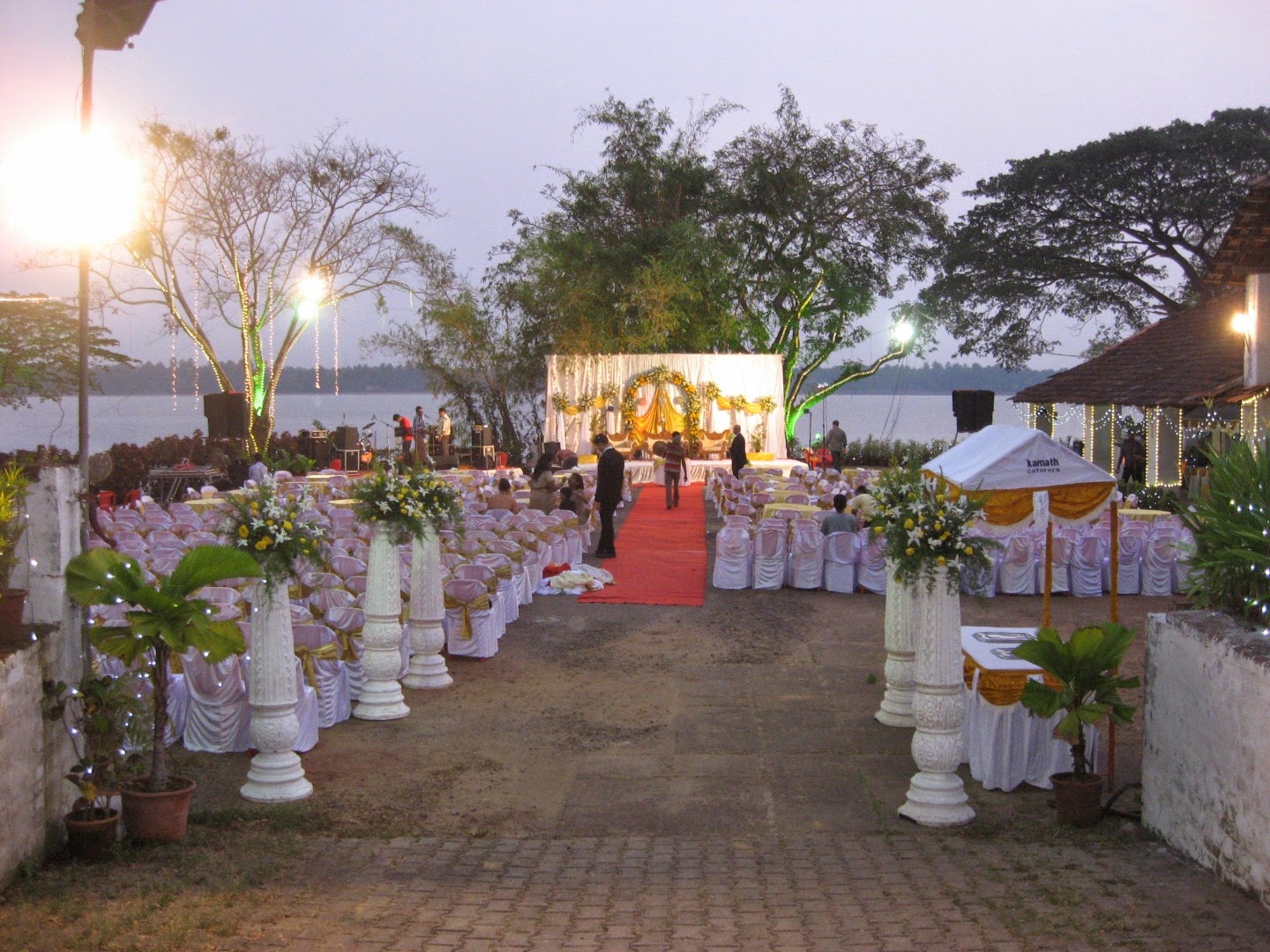 Mangaluru - Manipal | Lounges | Pubs | Discs | Nightlife | Page 8 ...