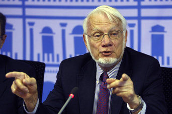 Thomas Steitz, premio Nobel: “Muchas farmacéuticas cierran sus ...