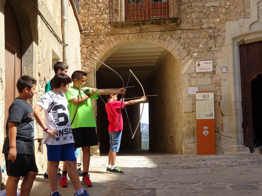 Ben jugat! Jocs tradicionals. Biel Pubill: Joc a joc de plaça a plaça ...