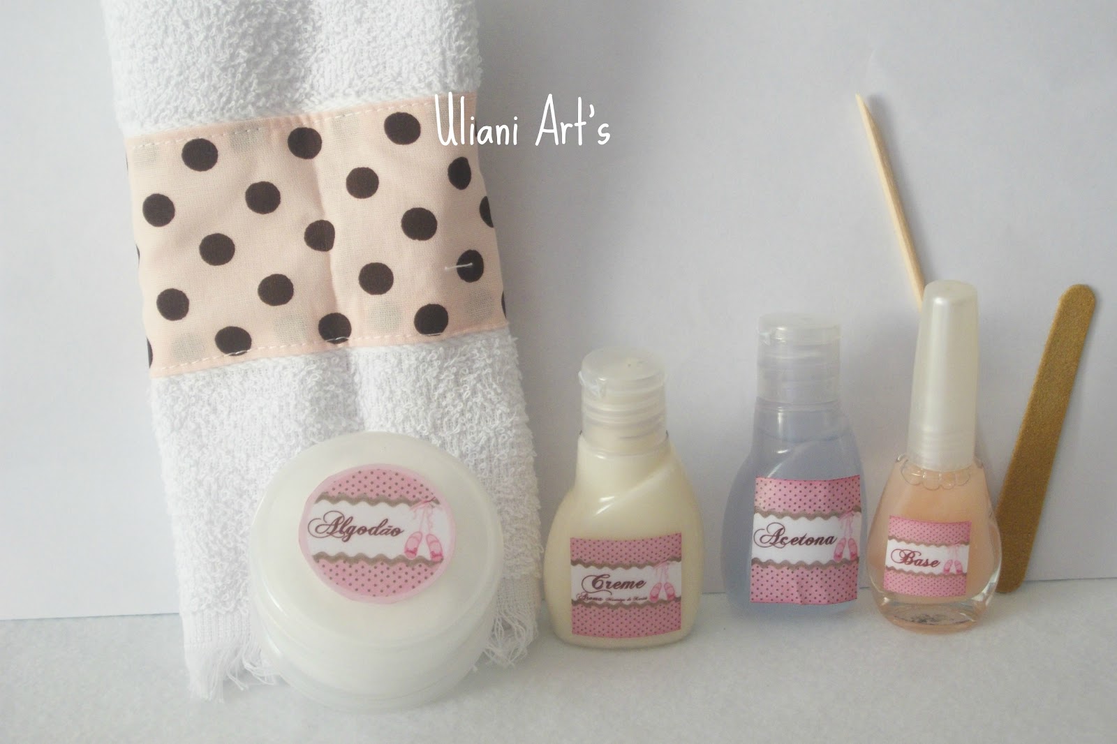 Uliani Art's: Cód.100.044 - Presente! Kit Manicure