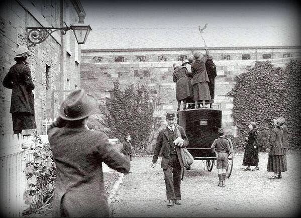 Listowel Connection: Old photos and new