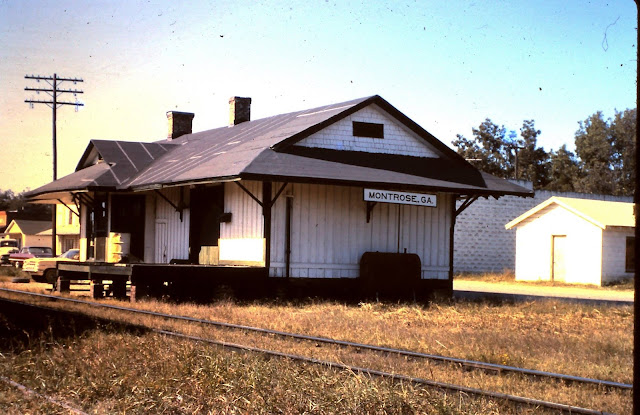 IMAGES OF OUR PAST - THE MONTROSE, GEORGIA DEPOT OF THE MACON, DUBLIN ...