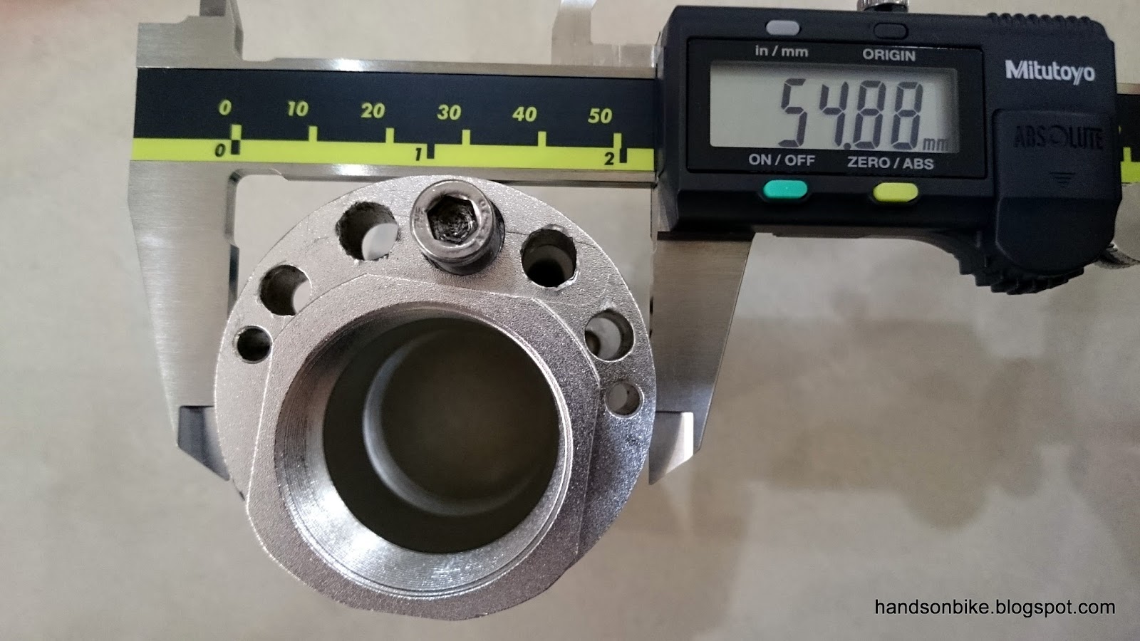 Hands On Bike: Avanti Inc 3: Bushnell Eccentric BB Comparison