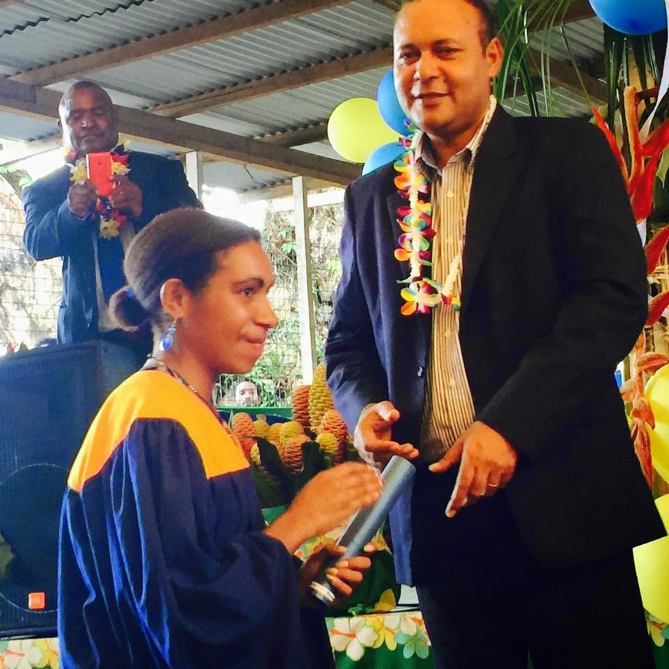 Basil tells graduating teachers to consider Bulolo District - Papua New ...