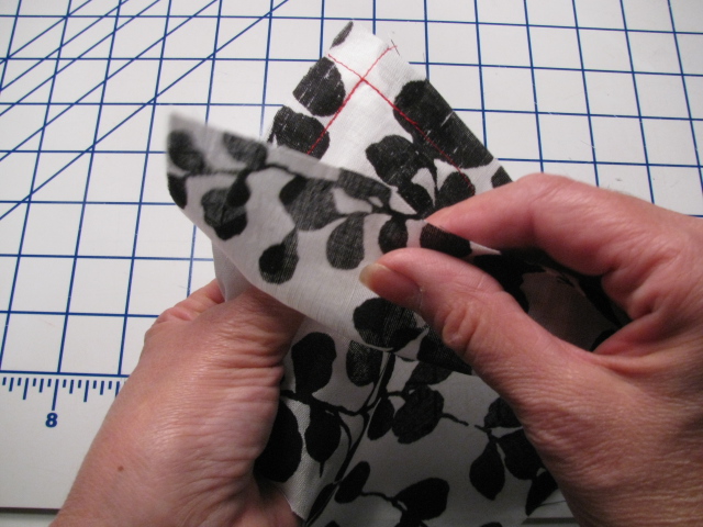 Simply Sewing: Square Points