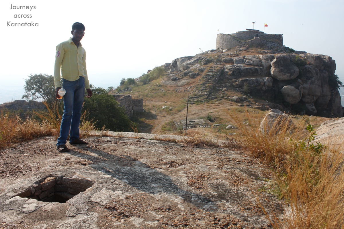 Journeys across Karnataka: Yadgir fort - part 1